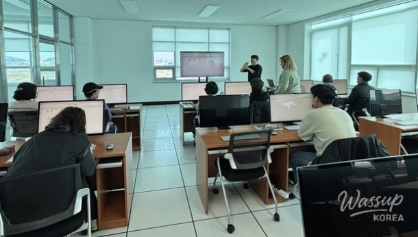 Free Smart Digital Training for Farmers in Sinan-gun